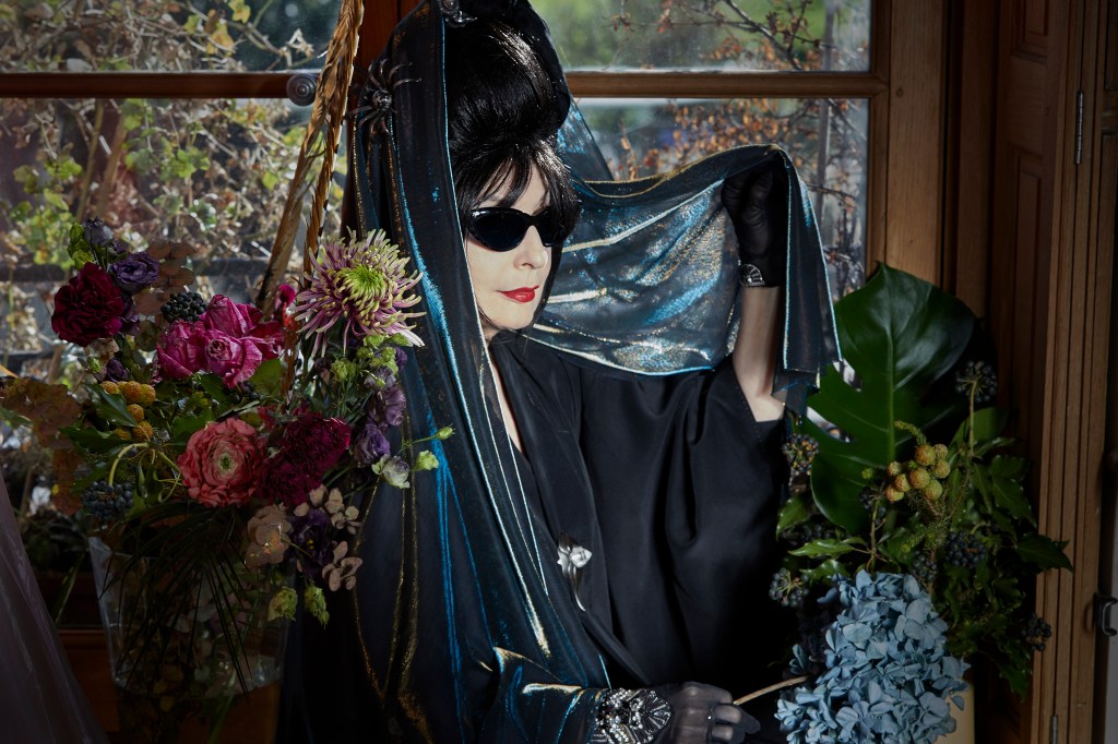 MULTIDISCIPLINARY ISSUE: IN CONVERSATION WITH DIANE PERNET – 33 MAGAZINE