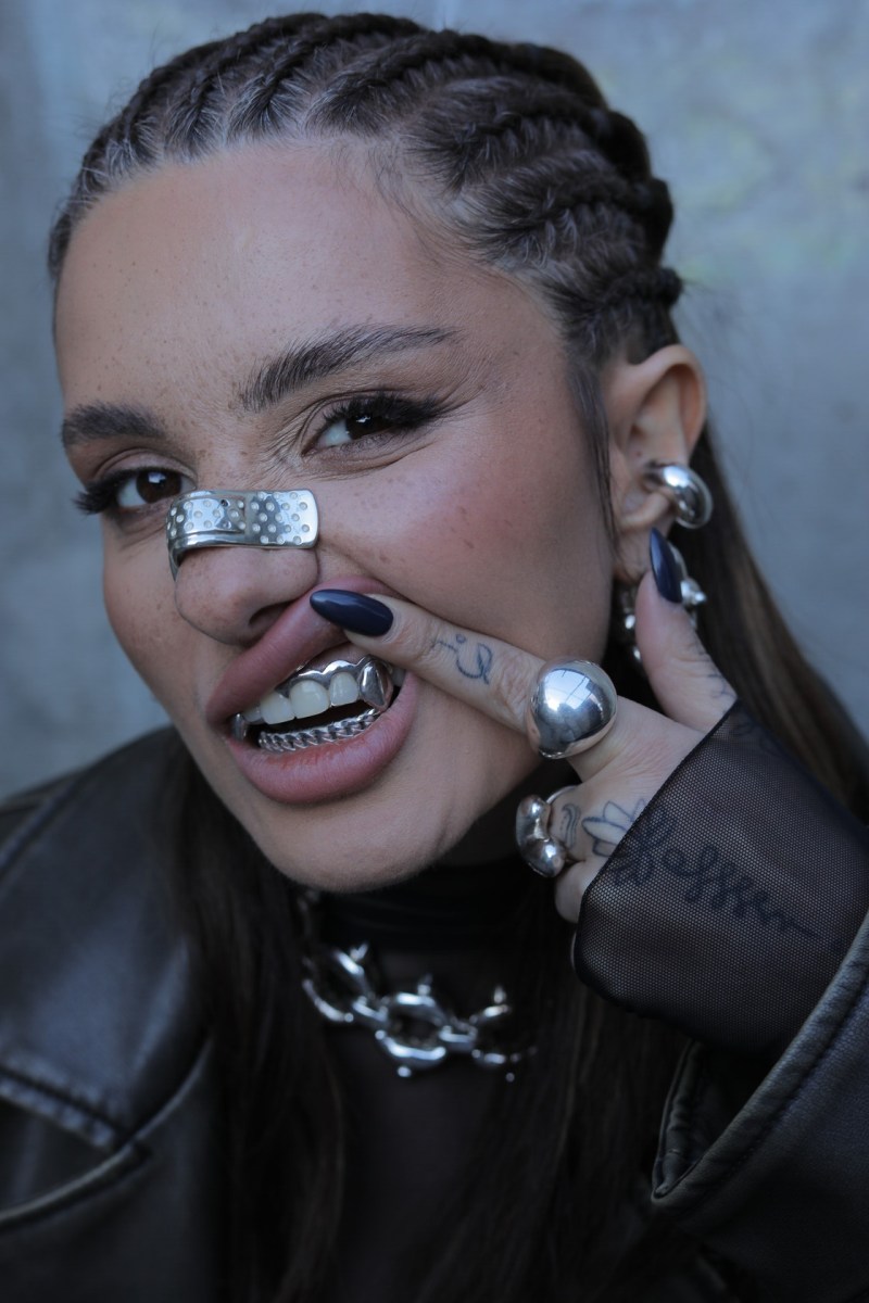 IN CONVERSATION WITH UHI JEWELRY – 33 MAGAZINE